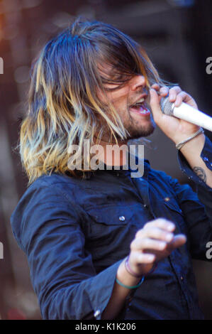 (L-R) Adam Lazzara Taking Back Sunday (front),Justin Shekoski,Chris ...