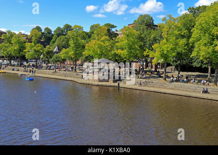 River Dee at The Groves Chester Cheshire England UK Stock Photo - Alamy