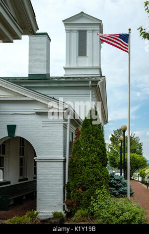 Page County Courthouse, South Court Street, Luray, Virginia Stock Photo ...