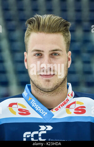 Czech ice hockey team Bili Tygri Liberec pose for family photo prior to ...