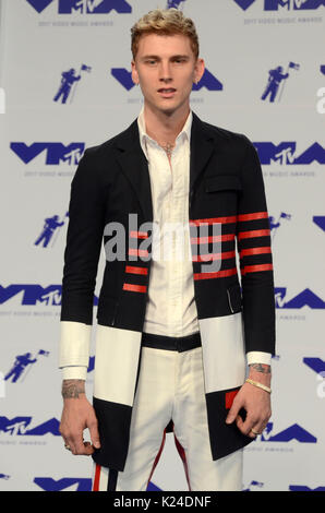 Machine Gun Kelly at the 2017 MTV Video Music Awards held at The Forum ...