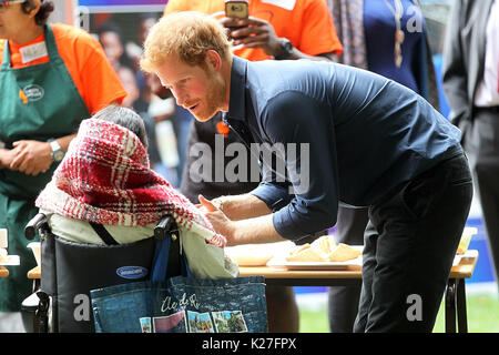 HRH Prince Harry visits StreetGames Fit and Fed initiative in Central ...