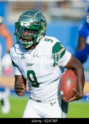 South Florida quarterback Quinton Flowers (9) celebrates after scoring ...