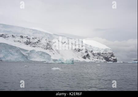 Coastline of Buckle Island, Balleny Islands, Antarctica, February Stock ...