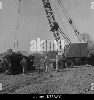 Laborers early 1900s, Construction Workers, Builders, Building Under ...