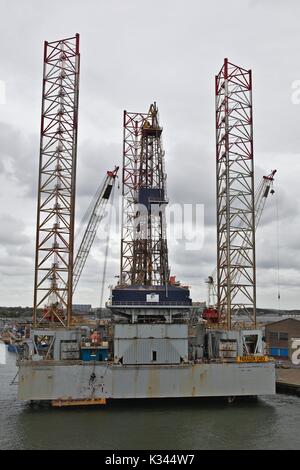Jackup Drilling Unit Stock Photo - Alamy