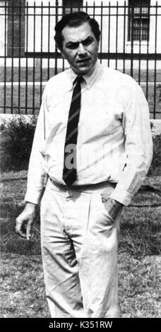 KEN ADAM Production designer Stock Photo - Alamy