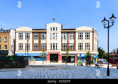 'Navigator Square', the newly pedestrianised centre of Archway, North ...