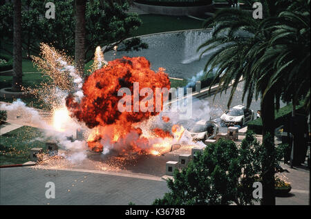 DEMOLITION MAN STUNT: EXPLOSION Date: 1993 Stock Photo - Alamy