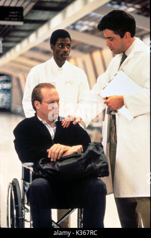 THE DOCTOR (1991) ADAM ARKIN, WILLIAM HURT DOCT 022 Stock Photo - Alamy