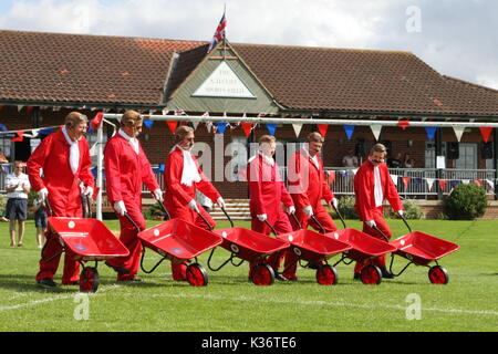 Crayke, Yorkshire, UK. 2nd September, 2017. Red Barrows Wheelbarrow ...