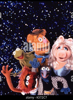 MUPPETS IN SPACE JIM HENSON PRODUCTIONS Miis Piggy Date: 1999 Stock ...