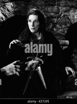 MACBETH DAME JUDITH ANDERSON AS LADY MACBETH Stock Photo - Alamy