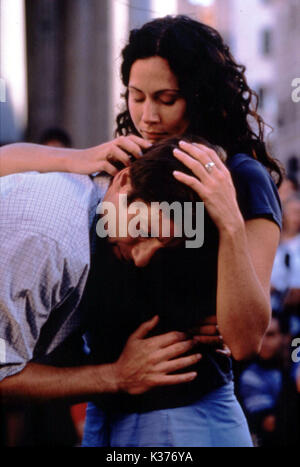 RETURN TO ME (2000) DAVID DUCHOVNY, MINNIE DRIVER RTM 098 Stock Photo ...
