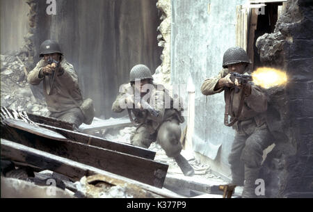 Tom Hanks & Edward Burns Film: Saving Private Ryan (USA 1998 ...