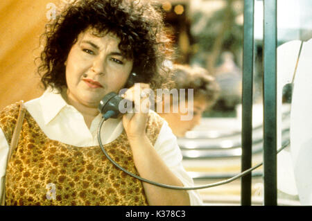 SHE DEVIL (1989) ROSEANNE BARR, MERYL STREEP SHDV 037 Stock Photo ...
