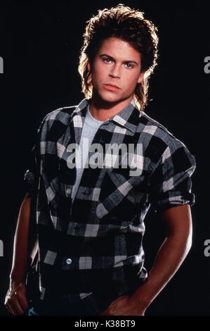 YOUNGBLOOD ROB LOWE Date: 1986 Stock Photo - Alamy