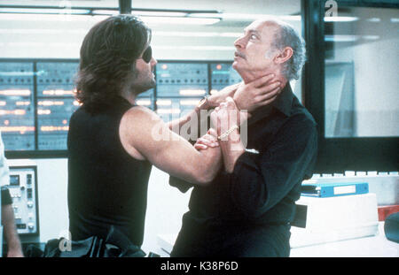 LEE VAN CLEEF, KURT RUSSELL, ESCAPE FROM NEW YORK, 1981 Stock Photo - Alamy