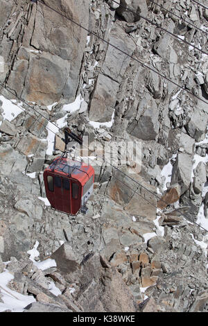 Cabin of the Aiguille du Midi cable car seen from the intermediate ...