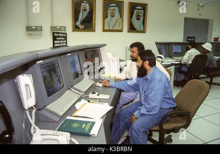Saudi Aramco engineers at the Shaybah Gas Oil Separation Plant (GOSP ...