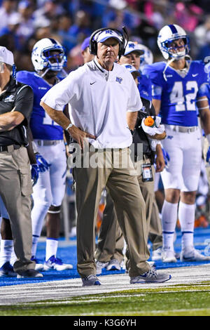 Middle Tennessee State coach Rick Insell yells instructions in the ...