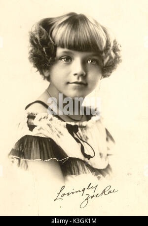 ZOE RAE Actress Stock Photo - Alamy