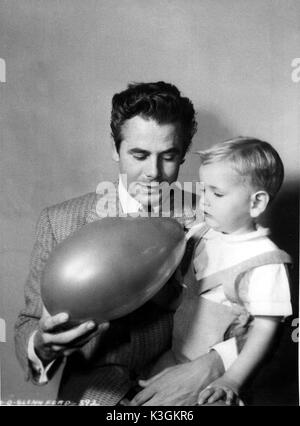 PETER FORD & GLENN FORD ACTOR WITH SON (1958 Stock Photo - Alamy