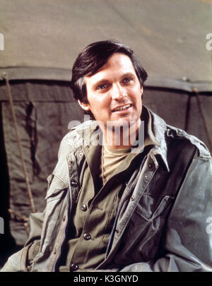 M.A.S.H. ALAN ALDA as Hawkeye Pierce, MIKE FARRELL as BJ Hunnicut Stock ...