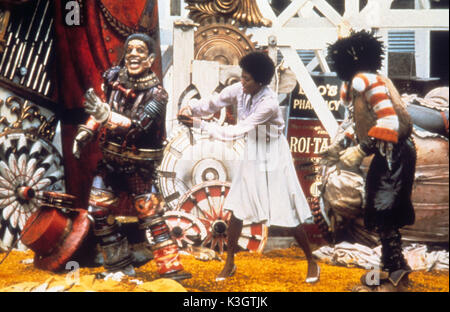 THE WIZ MICHAEL JACKSON as the Scarecrow Date: 1978 Stock Photo - Alamy