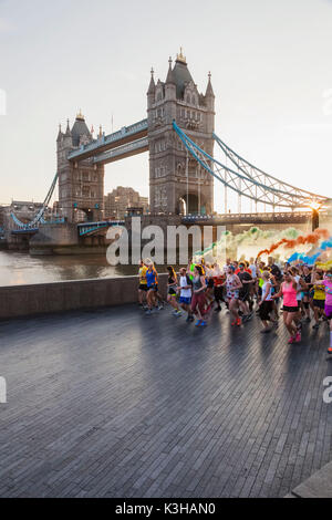 England, London, Tower Bridge and Fitness Group Running Stock Photo - Alamy