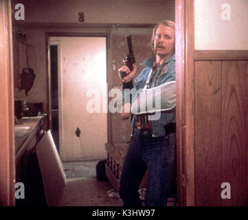 STARSKY AND HUTCH aka STARSKY & HUTCH DAVID SOUL as Det. Hutch, PAUL ...