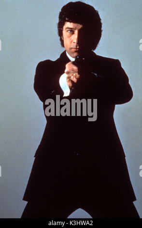 THE NEW AVENGERS GARETH HUNT as Mike Gambit Stock Photo - Alamy