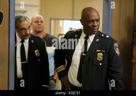 THE WIRE JAY LANDSMAN as Lt. Dennis Mello THE WIRE Stock Photo - Alamy