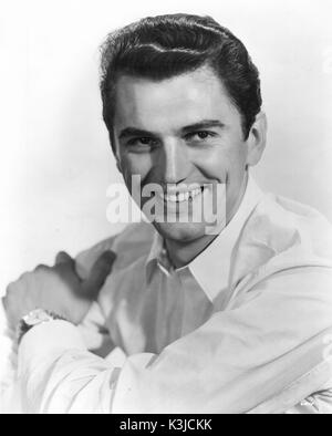 EDMUND PURDOM British-born actor Stock Photo - Alamy