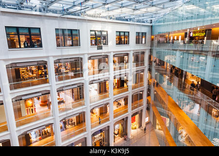 Tokyo, Marunouchi. KITTE building interior. The triangular atrium ...