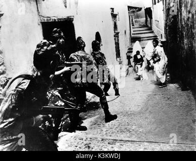 LA BATTAGLIA DI ALGERI Stock Photo - Alamy