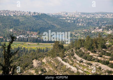 Beit Zayit, Jerusalem hills Stock Photo - Alamy