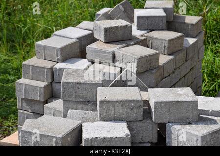 Stone cuboid in construction, concrete Stones, building materials ...