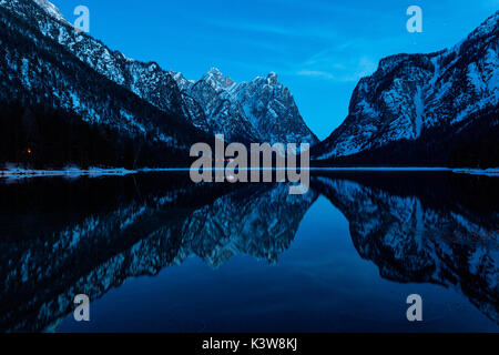 Toblach See-Dobbiaco Lake, Hohlensteintal-Landro Valley, Dolomites ...