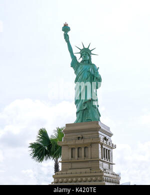 Architectural models Statue of Liberty is the world's architectural ...
