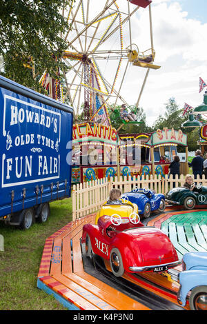 Old time vintage funfair and steam engine rally at Astle park Chelford ...