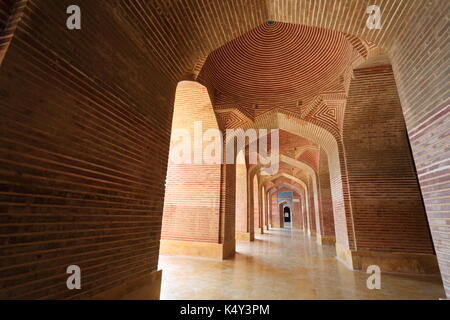 Shah Jahan Mosque, Thatta, Pakistan Stock Photo - Alamy