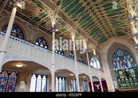 Interior St George's Church, Everton, Liverpool. Grade 1 Listed ...