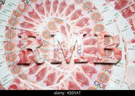 mess chinese yuan money 100 rmb background with Mao Zedong portrait old ...