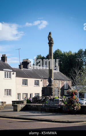 The town of Callander, Trossachs National Park, Stirlingshire, Scotland ...
