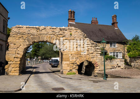 Newport Arch, the Roman North City Gate over Ermine Street, Lincoln ...