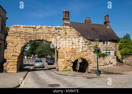 Newport Arch, the Roman North City Gate over Ermine Street, Lincoln ...