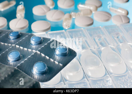 Capsules with time released medicine Stock Photo - Alamy