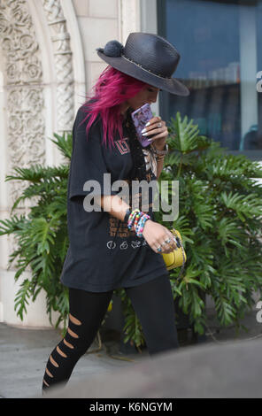 Bella Thorne goes to Jose Eber salon in Beverly Hills Featuring: Bella ...
