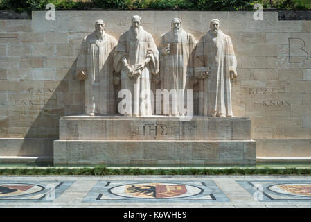 Calvin-Statue, International Monument to the Reformation in Geneva ...